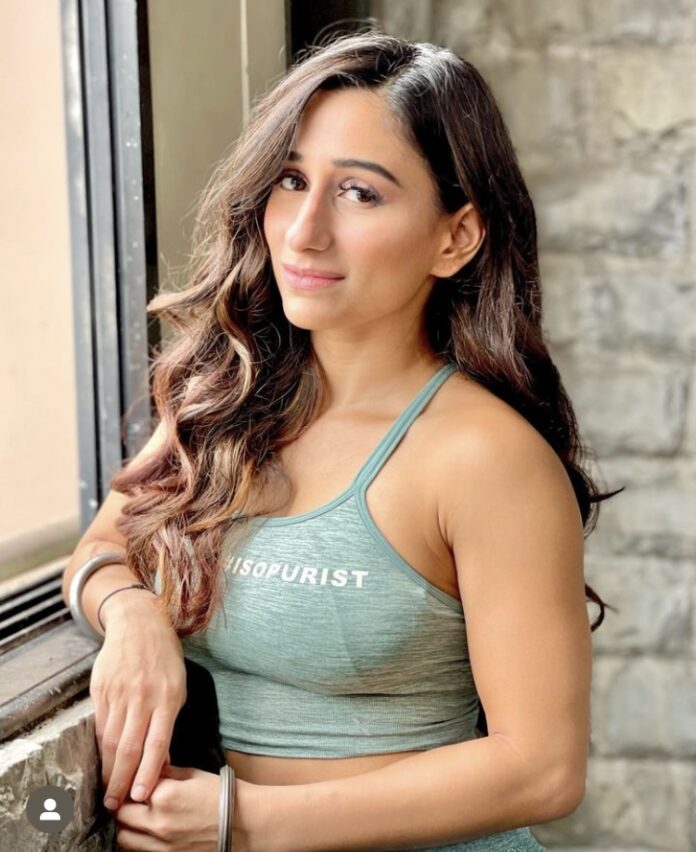 Unknown Facts About Simran Kaur Purewal Also Checkout Her Gorgeous