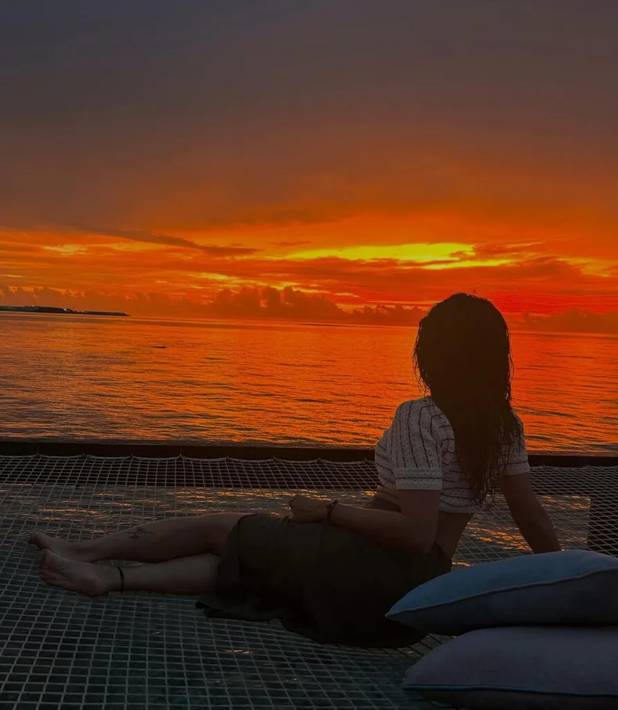 Photos:Tapsee Pannu enjoys a tropical getaway in the Maldives with ...